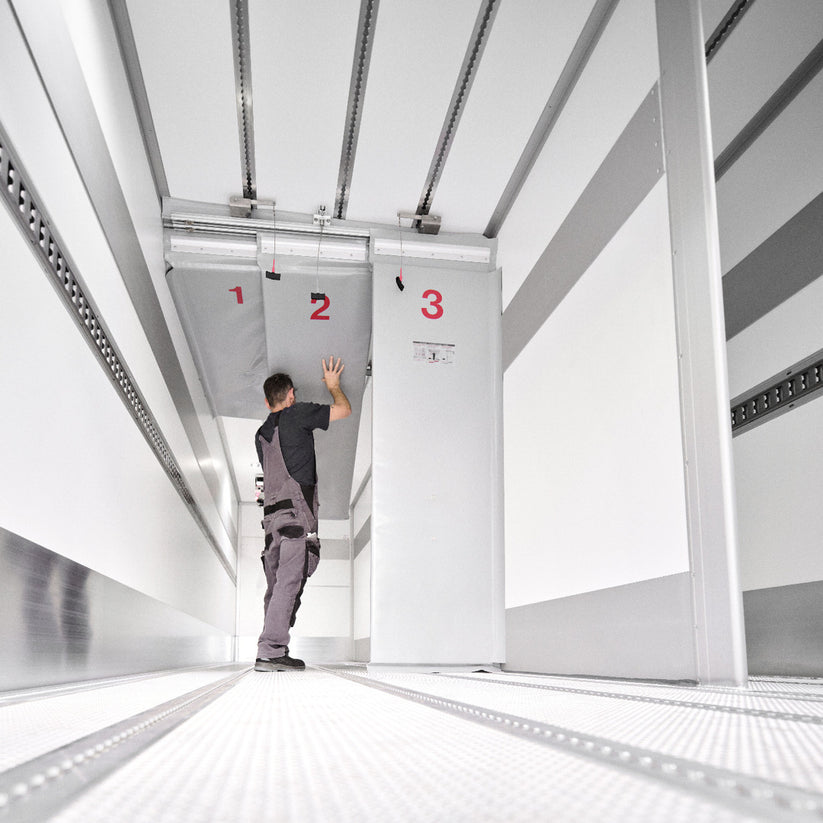 Cool Slide® 2/3 Partition Wall – Kiesling Kühlfahrzeuge